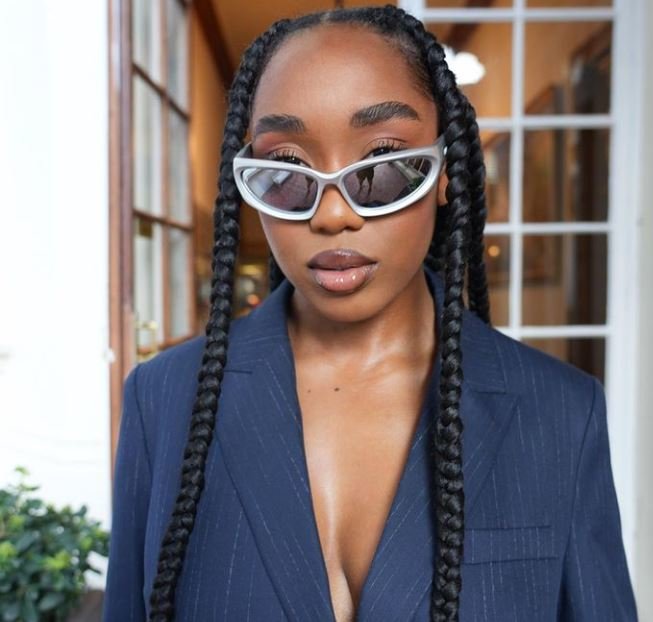 #64 Crazy Sally Youtubeuse Tiktokeuse Instagrameuse INFLUENCEUSE ...